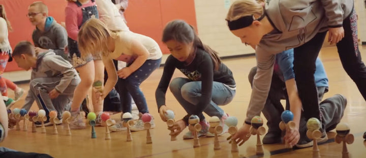 HOW TO PLAY KENDAMA | Sweet Kendamas – Sweets Kendamas